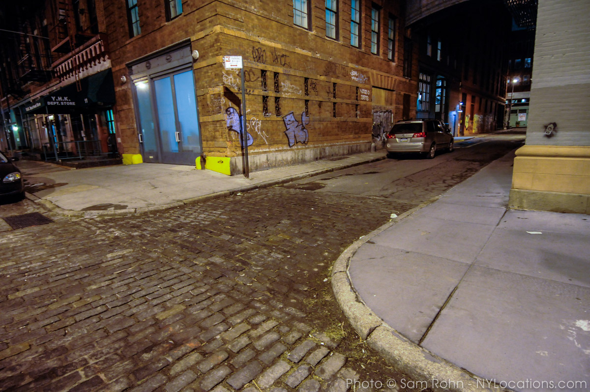 Manhattan Alleys