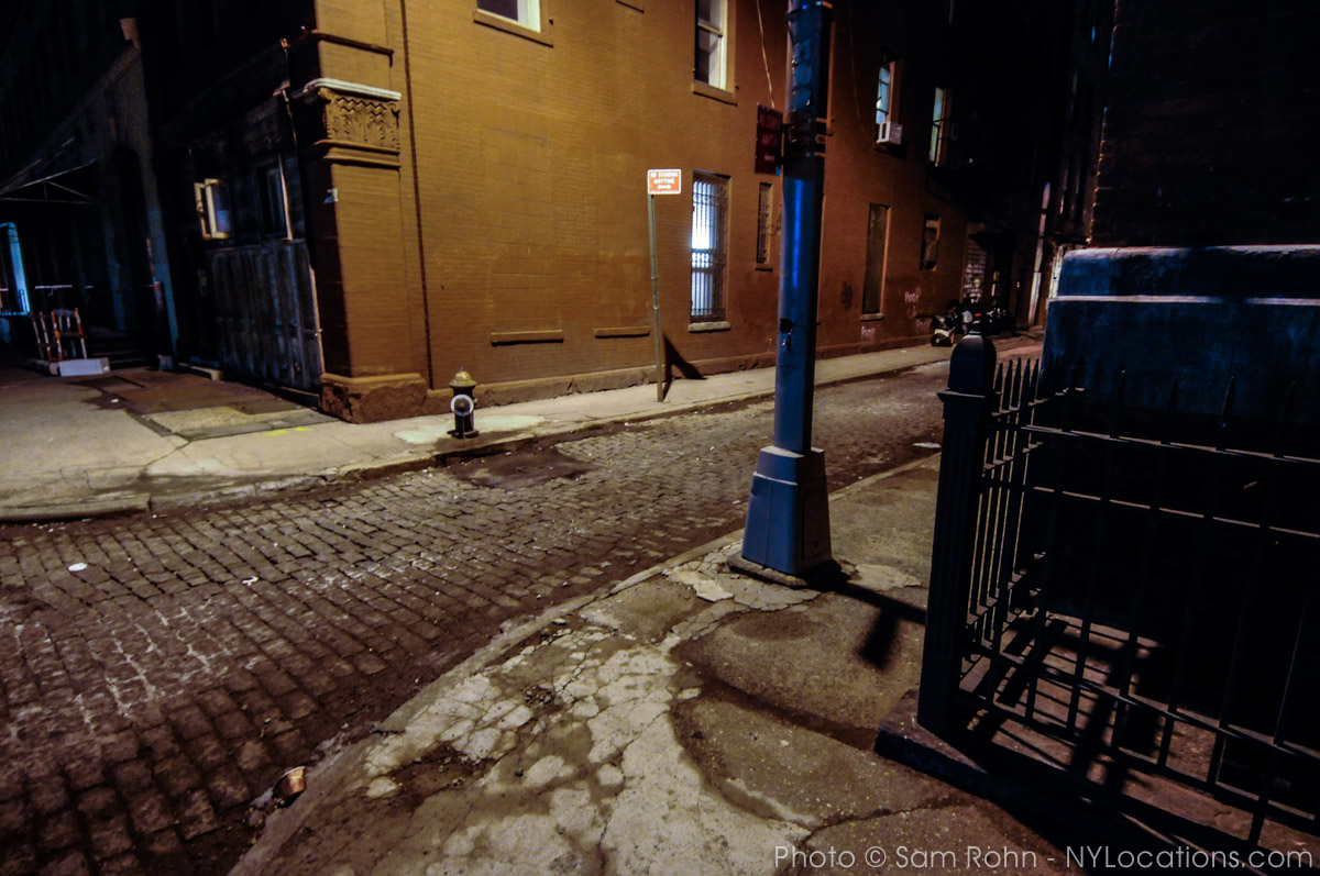Manhattan Alleys