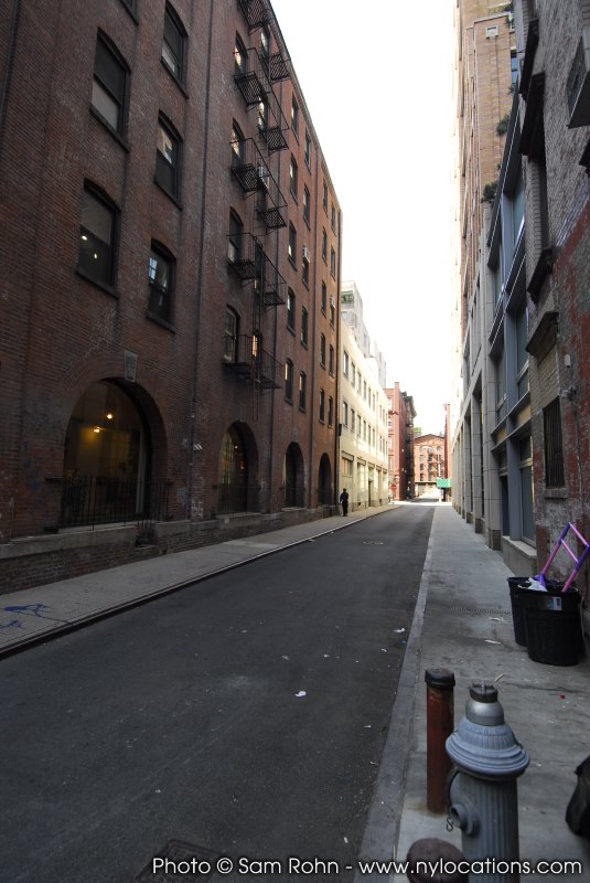 Manhattan Alleys