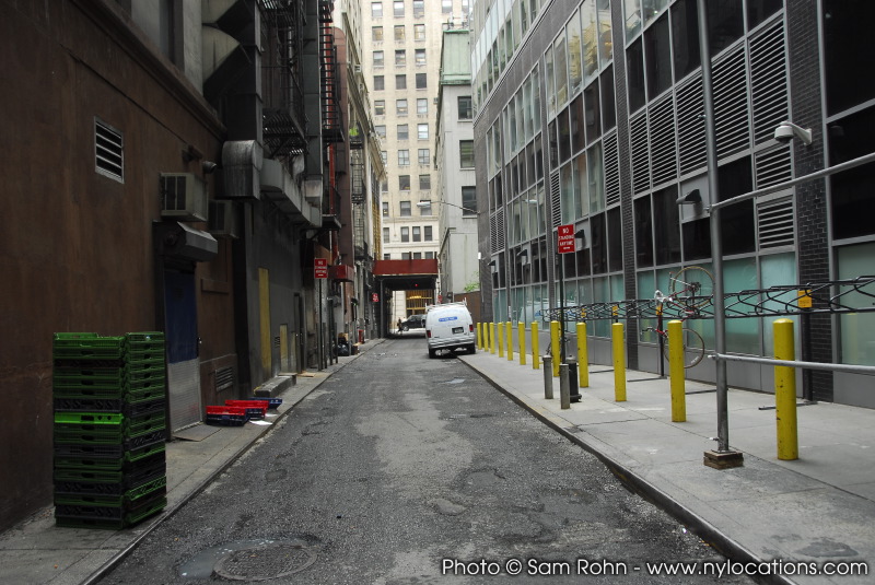 Manhattan Alleys